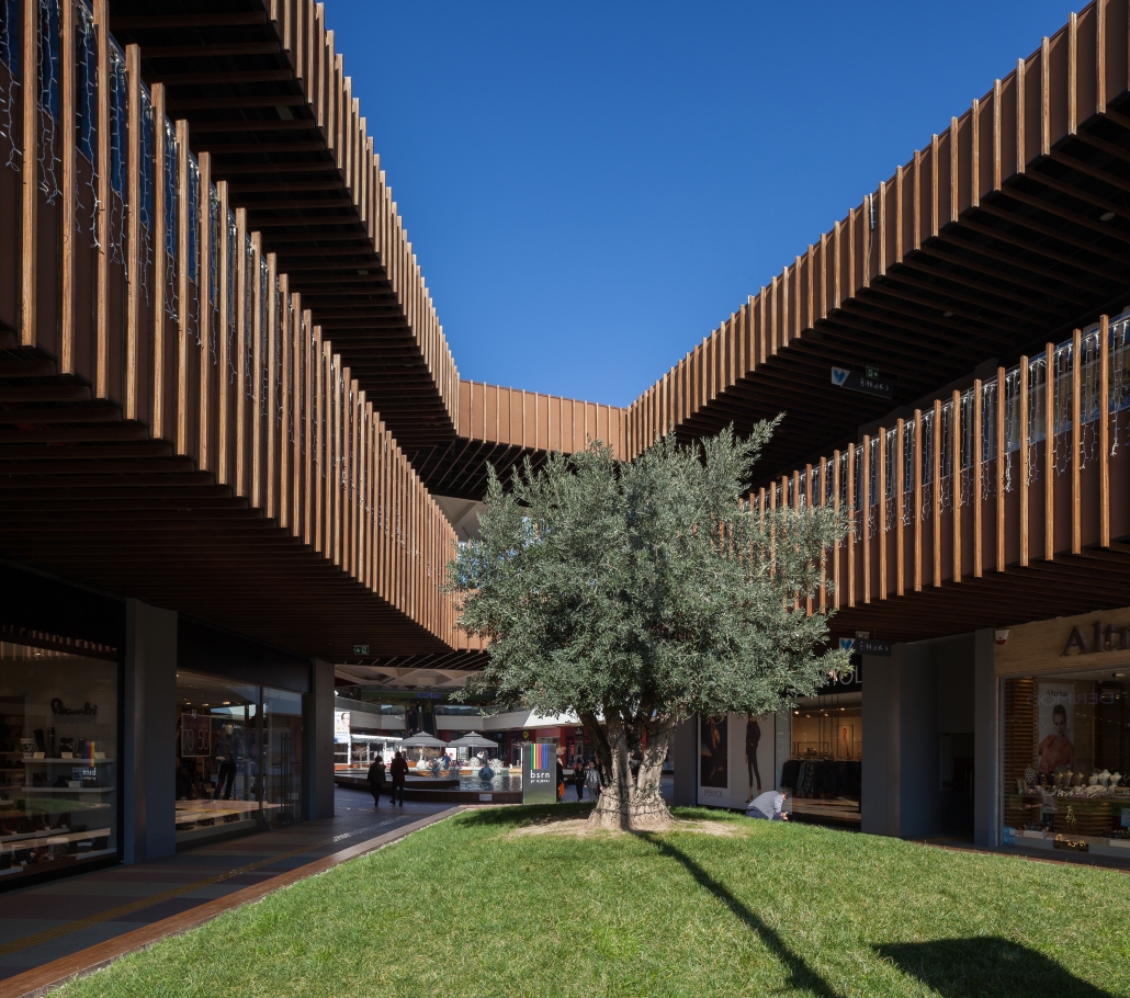 Completed Projects / Commercial Buildings – World Wide Tiles